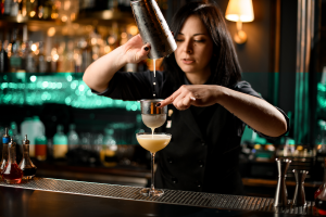 Bartending Courses | Bar Course - Melbourne, VIC - Complete Hospitality ...