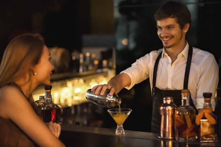 Who Needs A Responsible Service of Alcohol (RSA) Course? - Complete ...